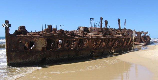 Top 15 Shipwreck Survival Tips - Listverse