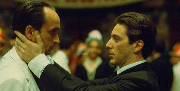 Top 10 Bizarre Screen Kisses - Listverse