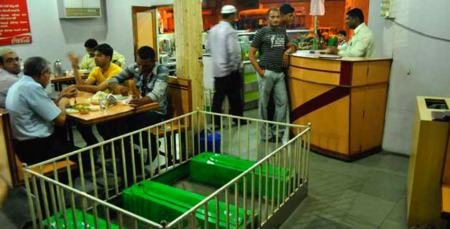 Top 10 Bizarre Restaurants - Listverse