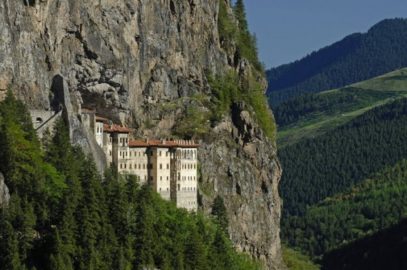 10 Incredibly Isolated Monasteries - Listverse