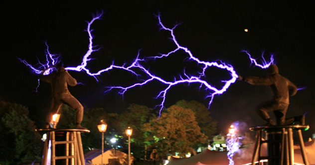 10 Jaw-Dropping Videos Of Amazing Scientific Phenomena - Listverse