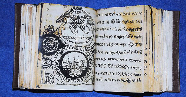 10 Of The Most Bizarre Books Ever Written - Listverse