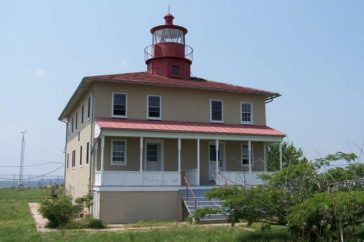 10 Lighthouses Surrounded By Spooky Legends - Listverse