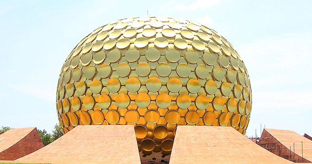 10 Of The World's Most Bizarre Towns - Listverse