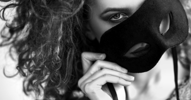 10 People Who Lived Conflicting Double Lives - Listverse