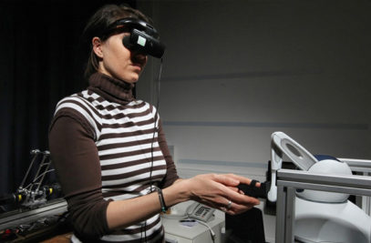 10 Bizarre Ways Your Sense Of Touch Changes How You Think - Listverse