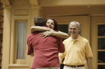 10 Amazing Coincidences Involving Long-Lost Family Members - Listverse