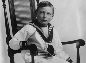 10 Mysteries And Secrets Surrounding British Royalty - Listverse