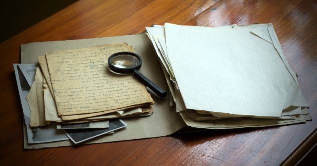 10 Journalists Who Went Undercover Into Horrifying Situations - Listverse