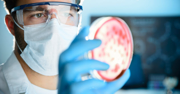 10 Disgraced Scientists Who Presented Fiction As Fact - Listverse