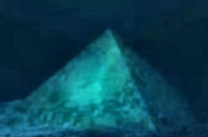 10 Intriguing Mysteries Lurking Beneath The Ocean - Listverse