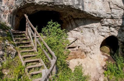 10 Most Bizarre Tombs Ever Discovered - Listverse