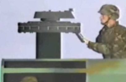 10 Futuristic Weapons Entering The Modern Battlefield - Listverse