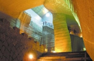 10 Mysterious Ancient Buildings - Listverse