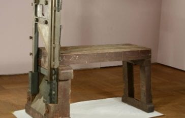 Top 10 Bizarre And Riveting Facts About The Guillotine - Listverse