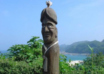 10 Statues That People Like To Touch In Inappropriate Places - Listverse