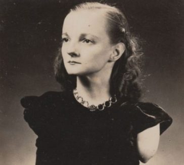 10 Incredible Limbless Legends - Listverse