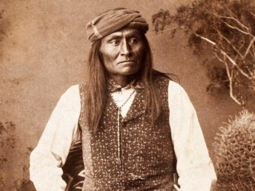 10 Greatest Native American Chiefs And Leaders - Listverse
