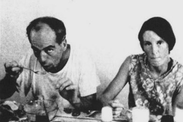 Top 10 Harrowing Tales Of People Who Survived Months At Sea - Listverse