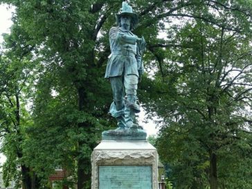 10 Murderers With Their Own Monuments - Listverse