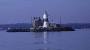 10 Lighthouses Built In Perfect Isolation - Listverse