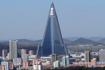 10 Famous Unfinished Landmarks From Around The World - Listverse