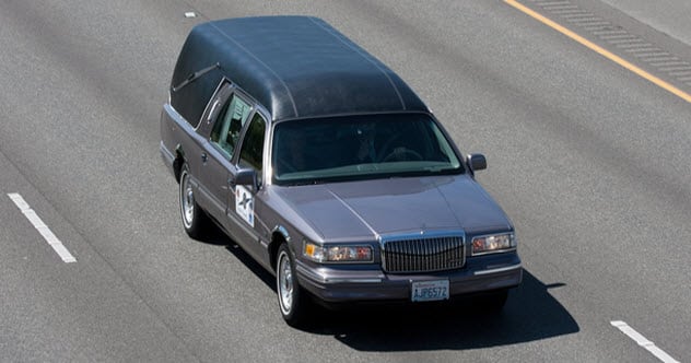 10 Pivotal Moments In The History Of The Hearse - Listverse