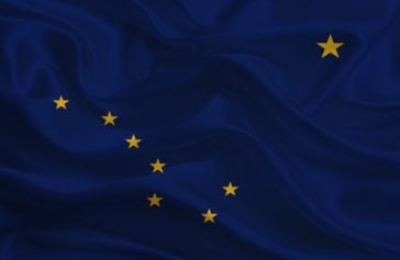 10 Bizarre Stories Behind US State Flags - Listverse