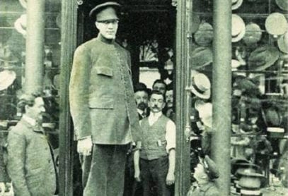 Top 10 Real-Life Giants From History - Listverse