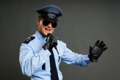 10 Weird, Hilarious, And Embarrassing Police Standoffs - Listverse