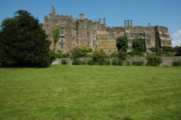 10 Castles Still Owned By Nobility - Listverse