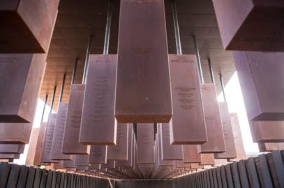 10 Fascinating Facts About Unusual Memorials - Listverse