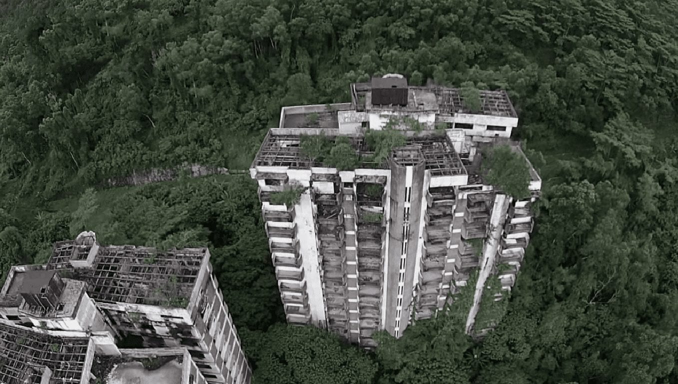 Top 10 Famous Haunted Landmarks You Didn't Know Were Haunted - Listverse