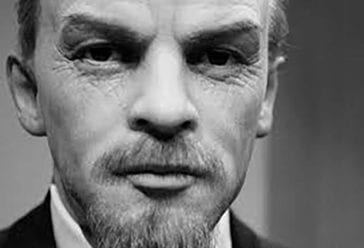 Top 10 Surprisingly Cute Photos Of Terrifying People - Listverse