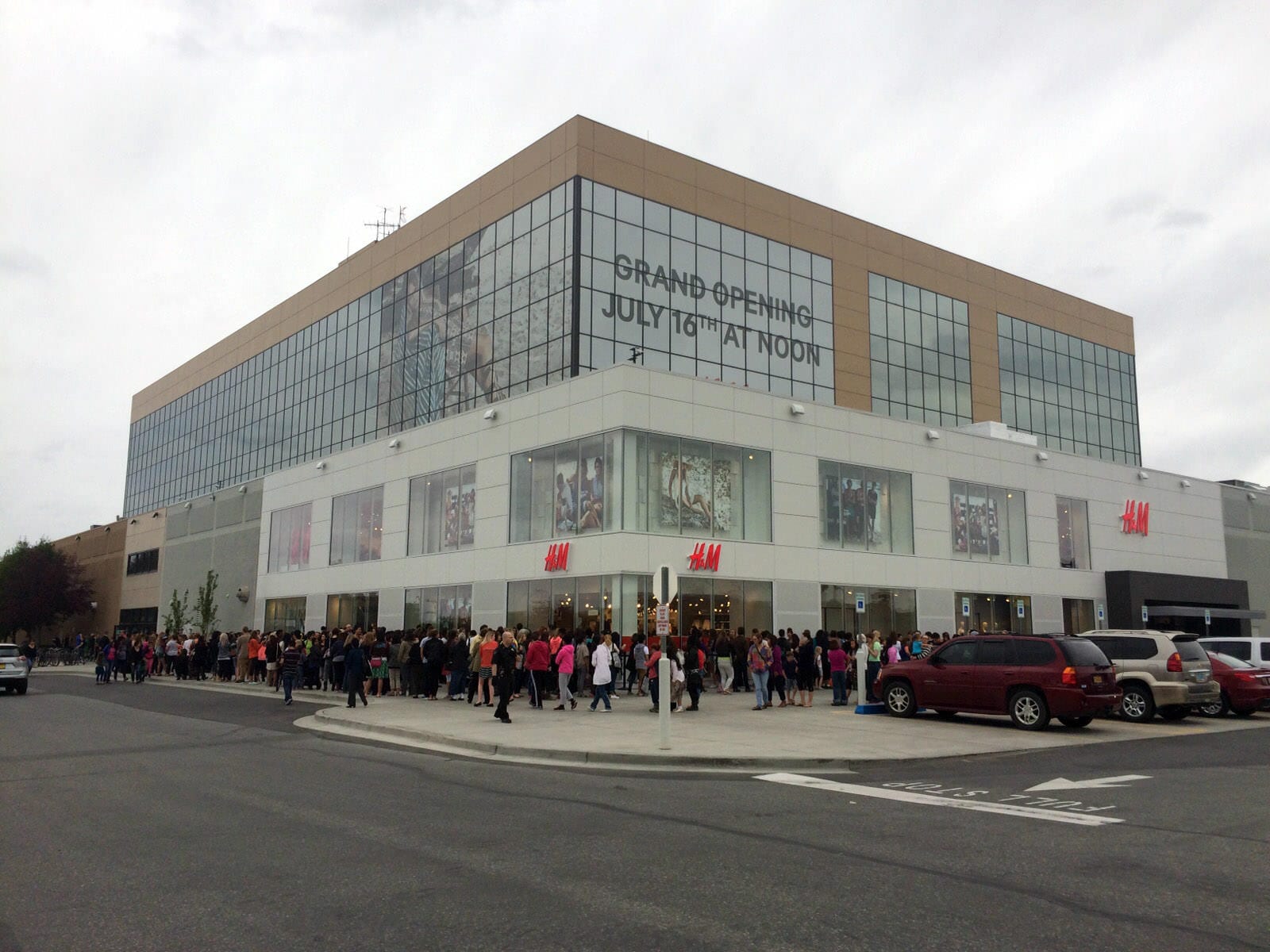 10 Haunted Retail Stores - Listverse