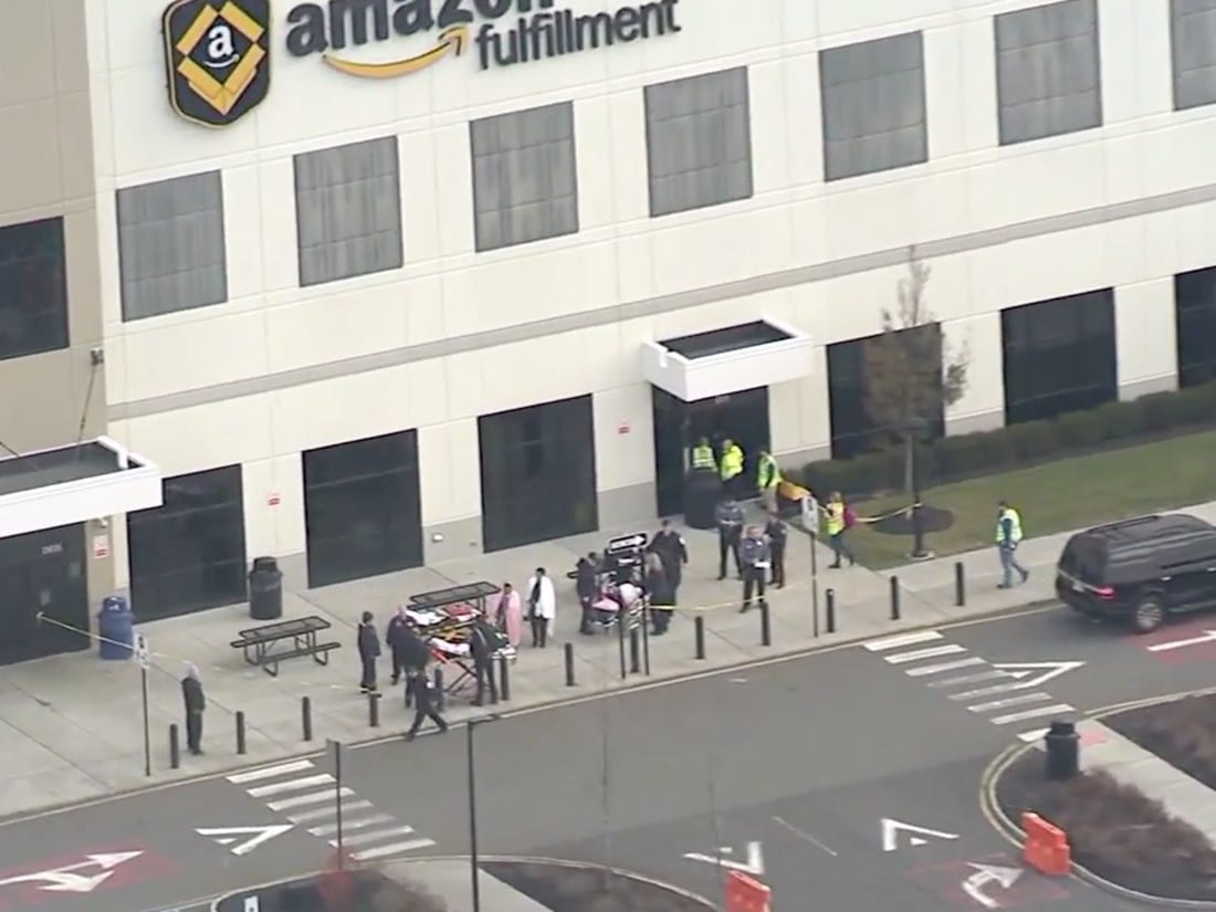 Top 10 Horrifying Facts About Working In An Amazon Warehouse - Listverse