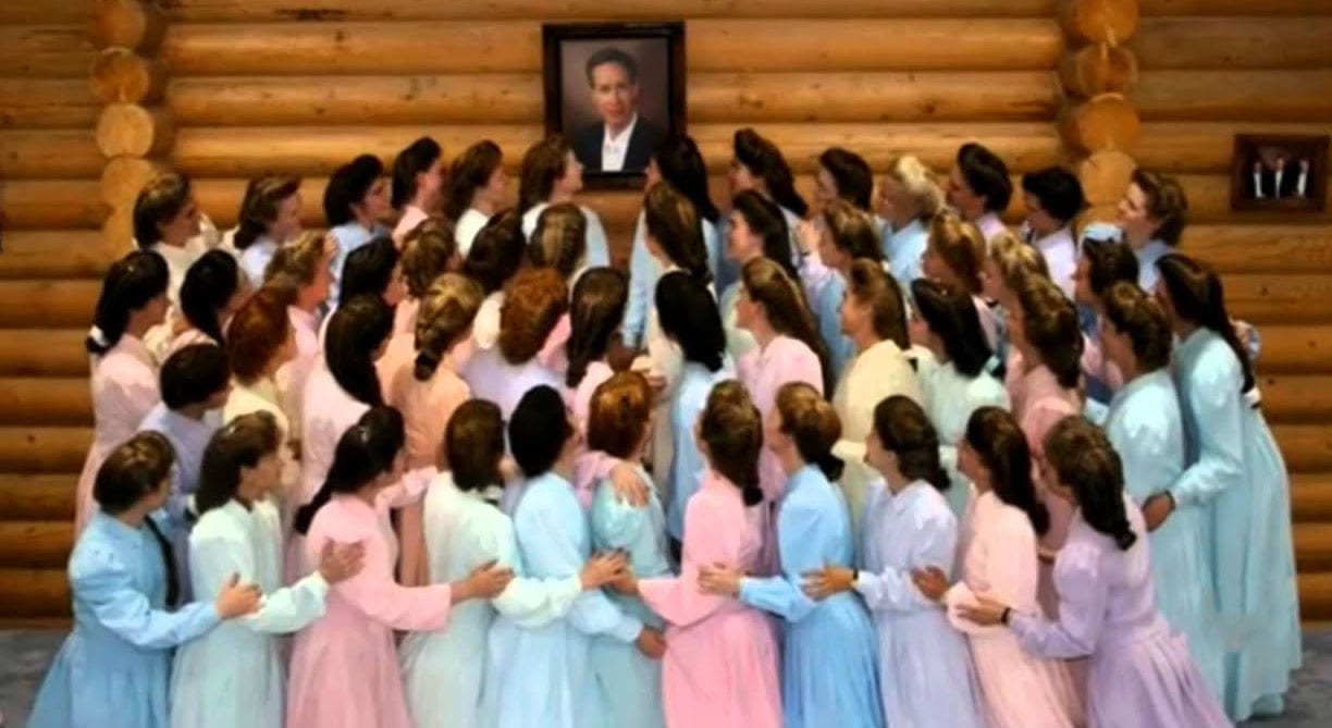 Top 10 Cult Escape Stories - Listverse