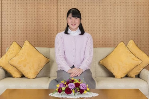 10 Crazy Realities of Life For Japan's Younger Generation - Listverse