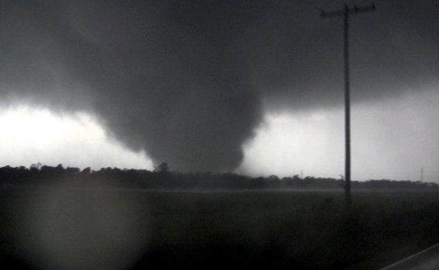 10 Images Of Terrifying Weather Events - Listverse