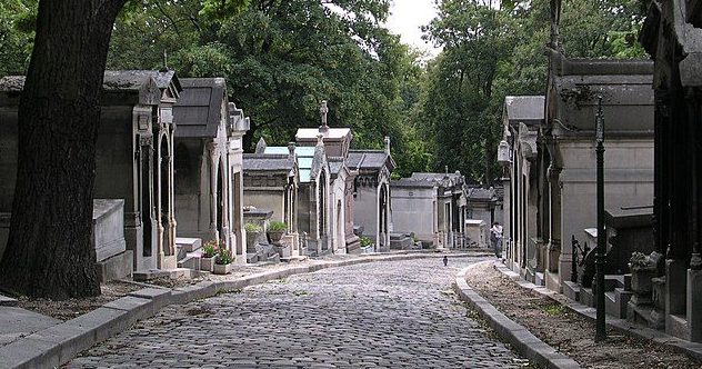 10 Unusual Tombs from Around the World - Listverse