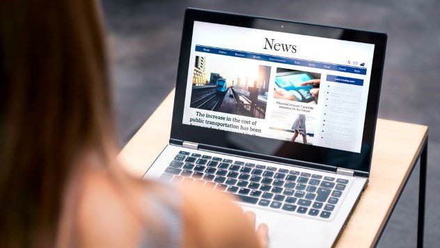 Ten Journalists Who Got Caught Faking the News - Listverse