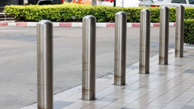 10 Incredible Works of Art in Unexpected Places - Listverse